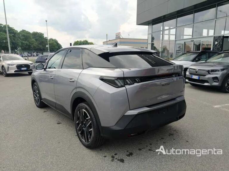 Nuovo Peugeot 3008 KM0 MHEV 1.2 Hybrid 145cv DCS6 Allure Grigia ...